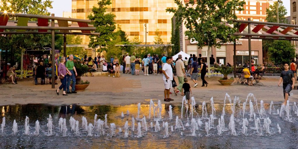 Gallery – Main Plaza