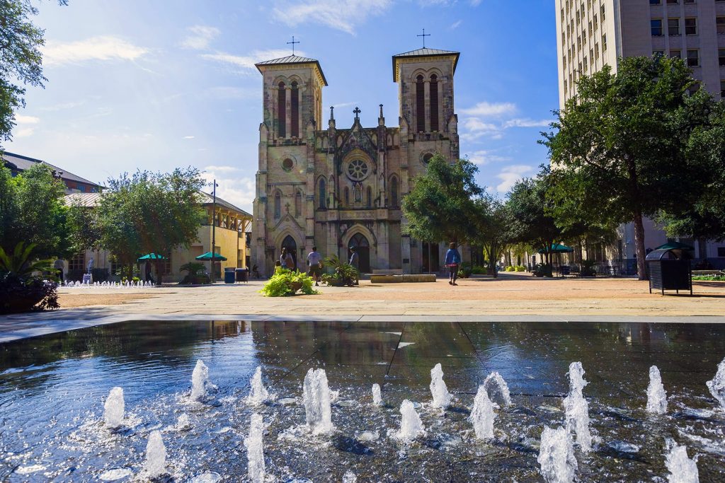 Gallery – Main Plaza